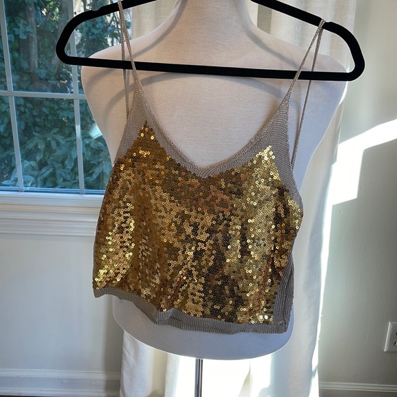 superdown | Tops | Superdown Gold Sequin Top | Poshmark